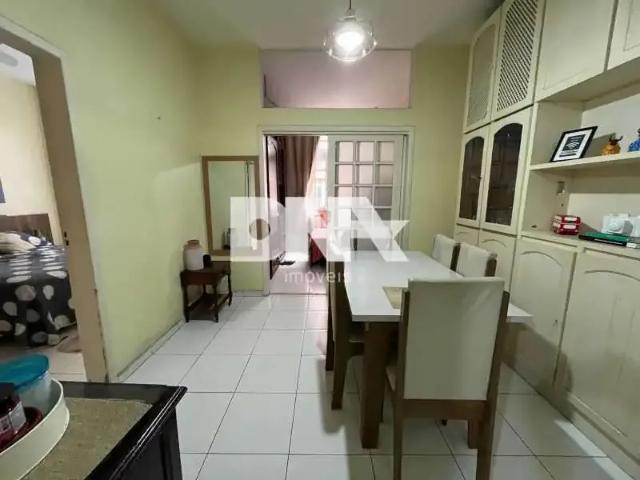 Apartamento para Venda em Rio de Janeiro/RJ Copacabana 2 Quartos