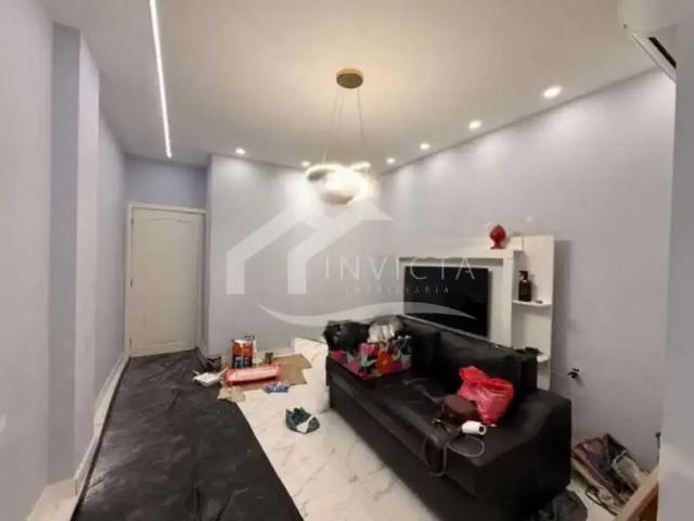 Apartamento para Venda em Rio de Janeiro/RJ Copacabana 2 Quartos