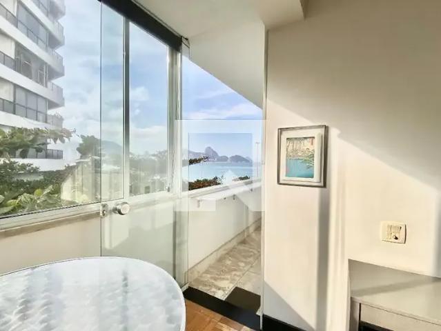 Apartamento para Venda em Rio de Janeiro/RJ Copacabana 2 Quartos