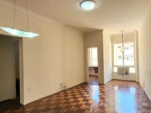 Apartamento para Venda em Rio de Janeiro/RJ Copacabana 2 Quartos