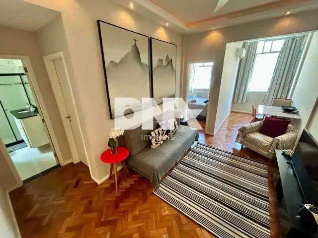 Apartamento para Venda em Rio de Janeiro/RJ Copacabana 2 Quartos