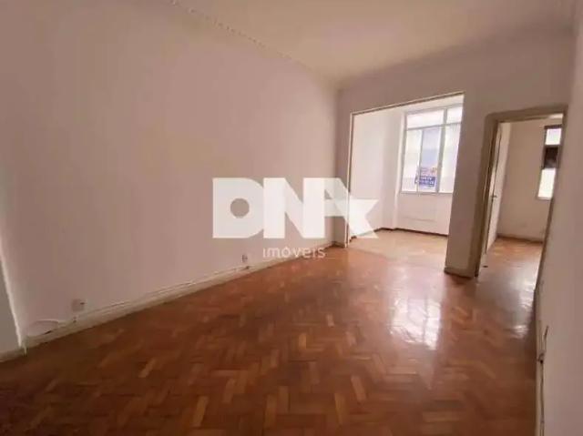 Apartamento para Venda em Rio de Janeiro/RJ Copacabana 2 Quartos