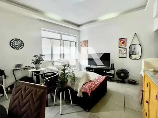 Apartamento para Venda em Rio de Janeiro/RJ Copacabana 2 Quartos