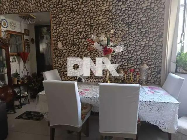 Apartamento para Venda em Rio de Janeiro/RJ Copacabana 2 Quartos