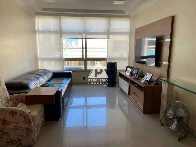 Apartamento para Venda em Rio de Janeiro/RJ Copacabana 2 Quartos