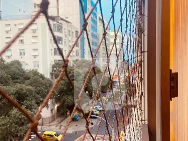 Apartamento para Venda em Rio de Janeiro/RJ Copacabana 2 Quartos
