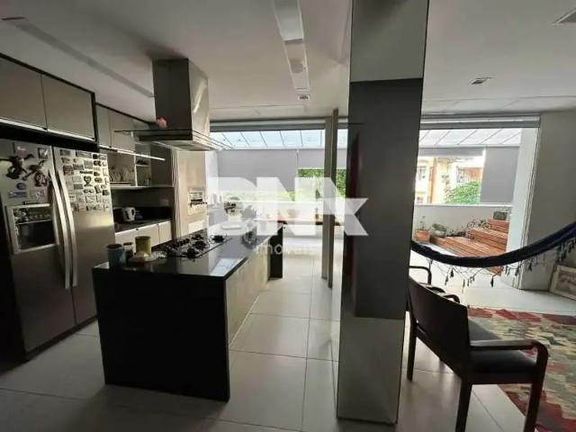 Apartamento para Venda em Rio de Janeiro/RJ Copacabana 2 Quartos