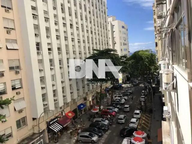 Apartamento para Venda em Rio de Janeiro/RJ Copacabana 2 Quartos
