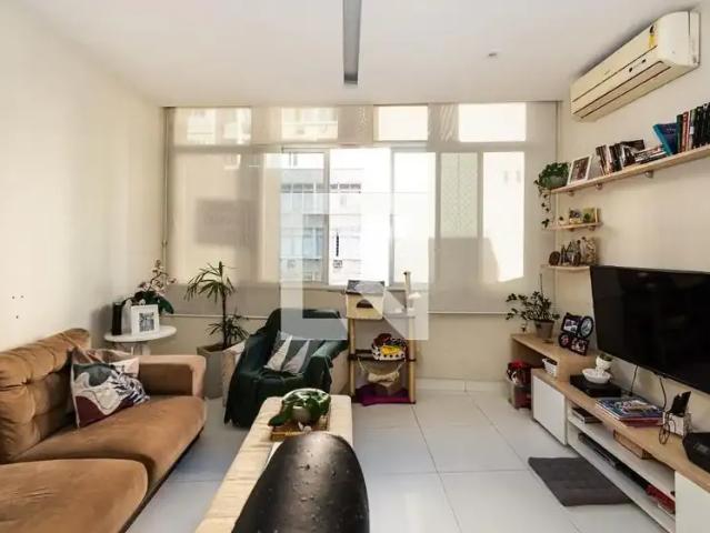 Apartamento para Venda em Rio de Janeiro/RJ Copacabana 2 Quartos