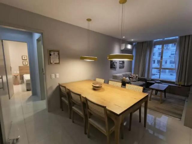 Apartamento para Venda em Rio de Janeiro/RJ Copacabana 2 Quartos