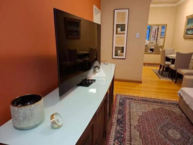Apartamento para Venda em Rio de Janeiro/RJ Copacabana 2 Quartos