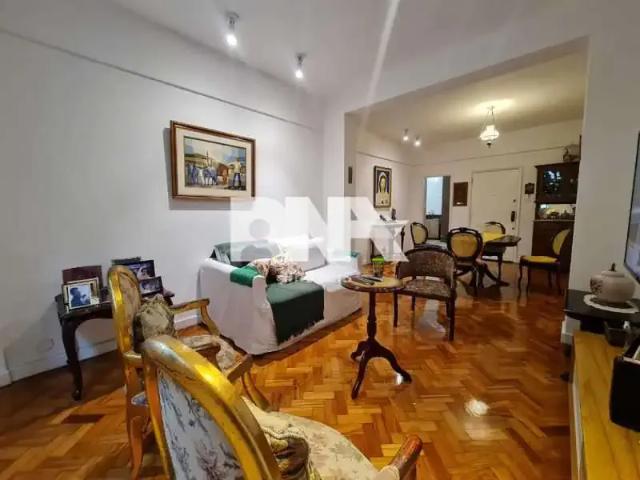 Apartamento para Venda em Rio de Janeiro/RJ Copacabana 2 Quartos