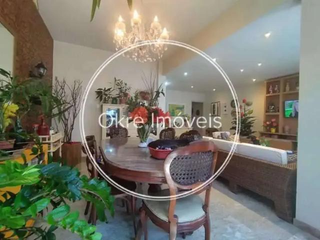 Apartamento para Venda em Rio de Janeiro/RJ Copacabana 2 Quartos