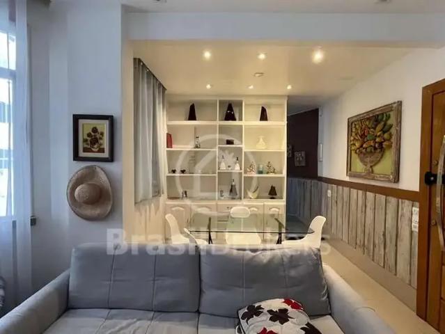 Apartamento para Venda em Rio de Janeiro/RJ Copacabana 2 Quartos