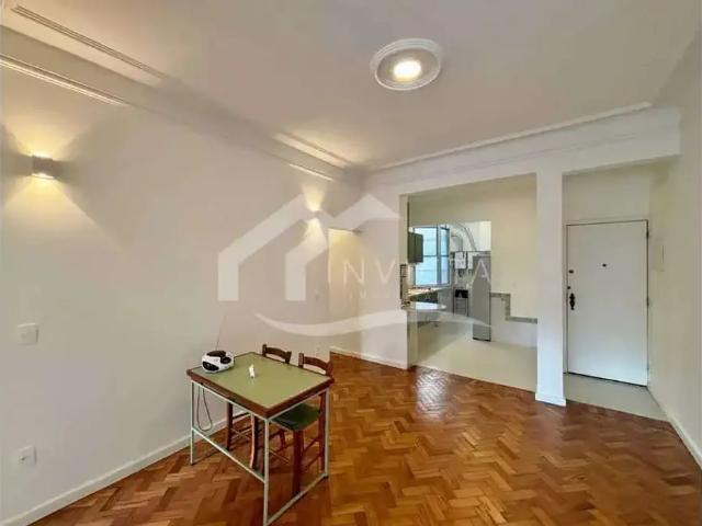 Apartamento para Venda em Rio de Janeiro/RJ Copacabana 2 Quartos