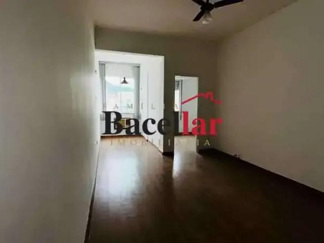 Apartamento para Venda em Rio de Janeiro/RJ Copacabana 2 Quartos