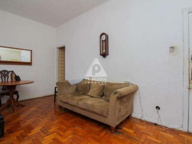 Apartamento para Venda em Rio de Janeiro/RJ Copacabana 2 Quartos