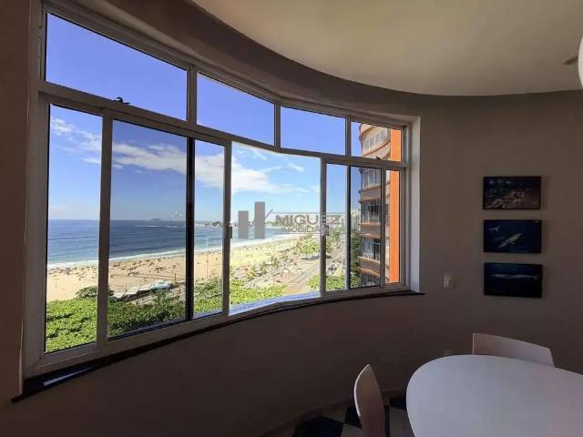 Apartamento para Venda em Rio de Janeiro/RJ Copacabana 2 Quartos