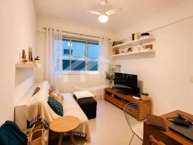 Apartamento para Venda em Rio de Janeiro/RJ Copacabana 2 Quartos