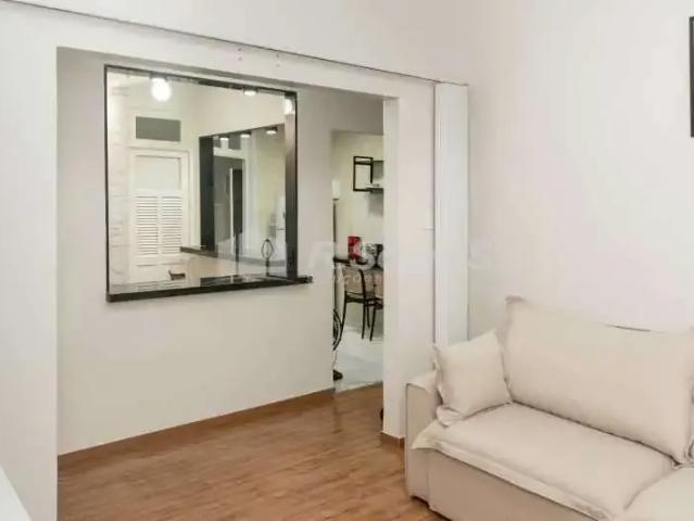 Apartamento para Venda em Rio de Janeiro/RJ Copacabana 2 Quartos