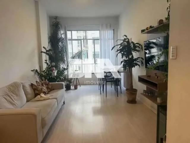 Apartamento para Venda em Rio de Janeiro/RJ Copacabana 2 Quartos