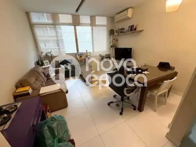 Apartamento para Venda em Rio de Janeiro/RJ Copacabana 2 Quartos