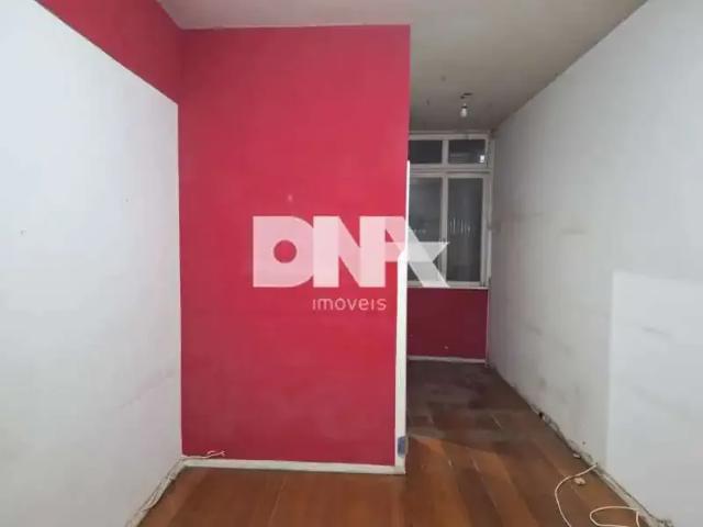 Apartamento para Venda em Rio de Janeiro/RJ Copacabana 2 Quartos