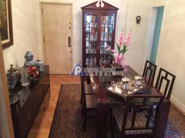 Apartamento para Venda em Rio de Janeiro/RJ Copacabana 2 Quartos