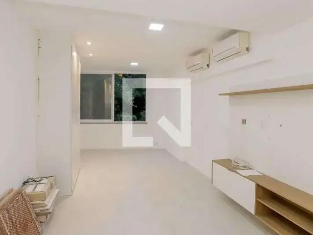 Apartamento para Venda em Rio de Janeiro/RJ Copacabana 2 Quartos