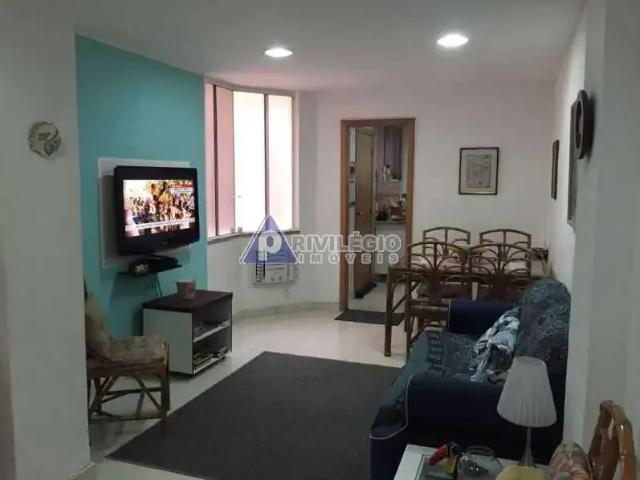 Apartamento para Venda em Rio de Janeiro/RJ Copacabana 2 Quartos