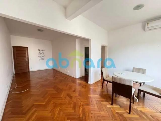 Apartamento para Venda em Rio de Janeiro/RJ Copacabana 2 Quartos