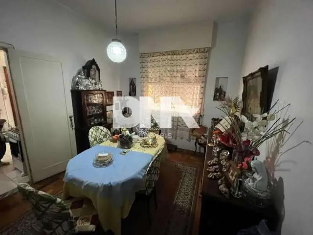 Apartamento para Venda em Rio de Janeiro/RJ Copacabana 2 Quartos