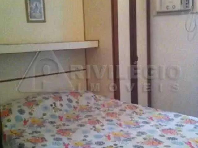 Apartamento para Venda em Rio de Janeiro/RJ Copacabana 2 Quartos