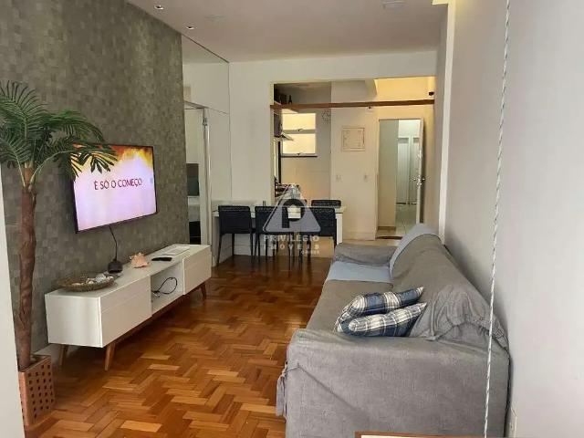 Apartamento para Venda em Rio de Janeiro/RJ Copacabana 2 Quartos