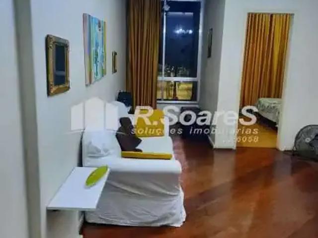 Apartamento para Venda em Rio de Janeiro/RJ Copacabana 2 Quartos
