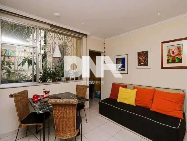 Apartamento para Venda em Rio de Janeiro/RJ Copacabana 2 Quartos