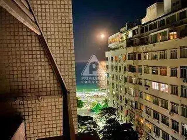 Apartamento para Venda em Rio de Janeiro/RJ Copacabana 2 Quartos