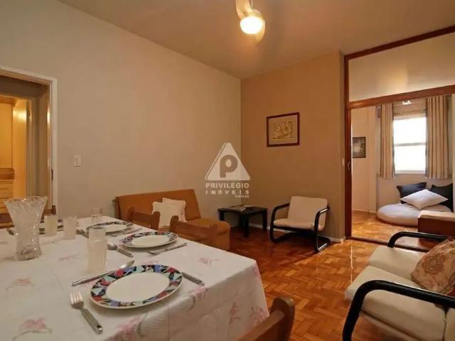 Apartamento para Venda em Rio de Janeiro/RJ Copacabana 2 Quartos