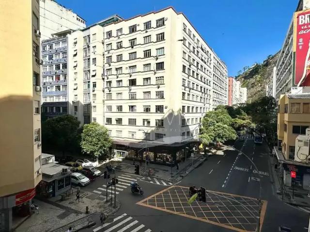 Apartamento para Venda em Rio de Janeiro/RJ Copacabana 2 Quartos