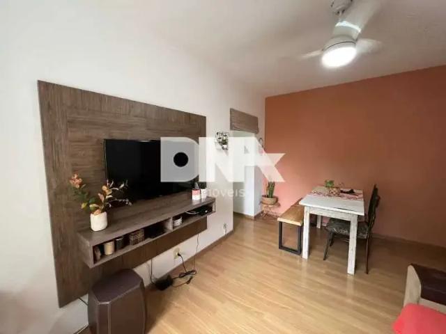 Apartamento para Venda em Rio de Janeiro/RJ Copacabana 2 Quartos