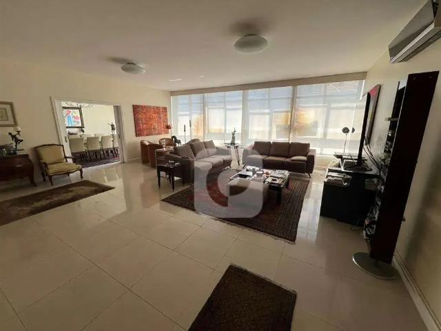 Apartamento para Venda em Rio de Janeiro/RJ Copacabana 2 Quartos