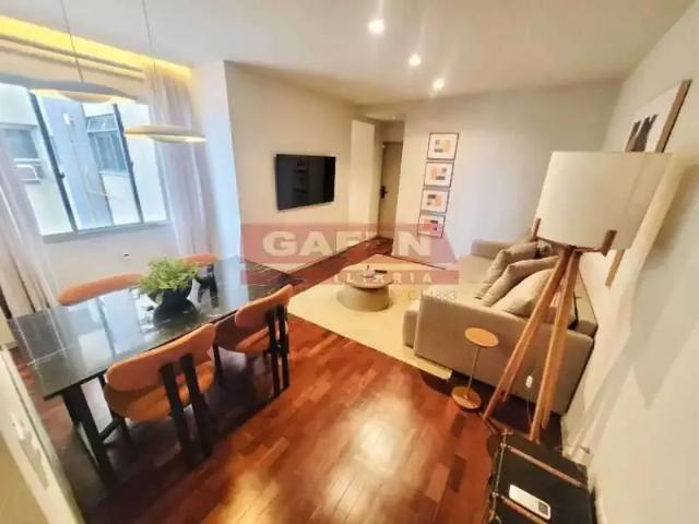 Apartamento para Venda em Rio de Janeiro/RJ Copacabana 2 Quartos