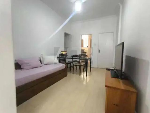 Apartamento para Venda em Rio de Janeiro/RJ Copacabana 2 Quartos