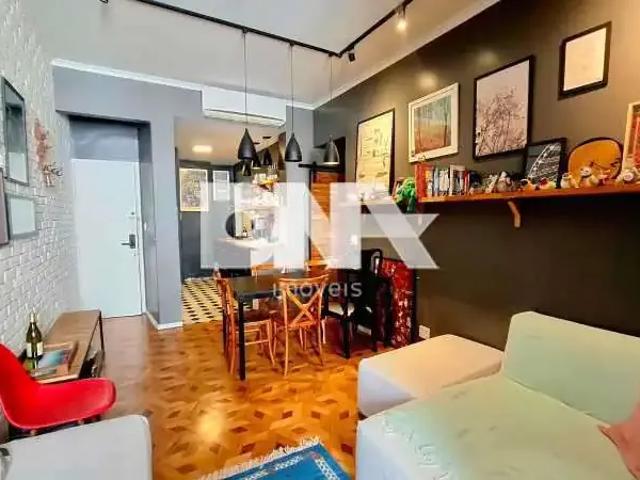 Apartamento para Venda em Rio de Janeiro/RJ Copacabana 2 Quartos