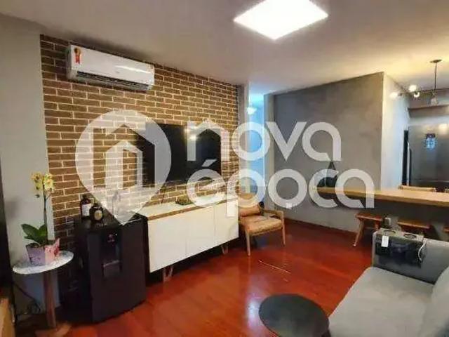 Apartamento para Venda em Rio de Janeiro/RJ Copacabana 2 Quartos