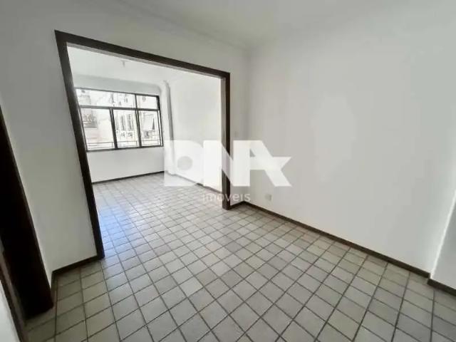 Apartamento para Venda em Rio de Janeiro/RJ Copacabana 2 Quartos
