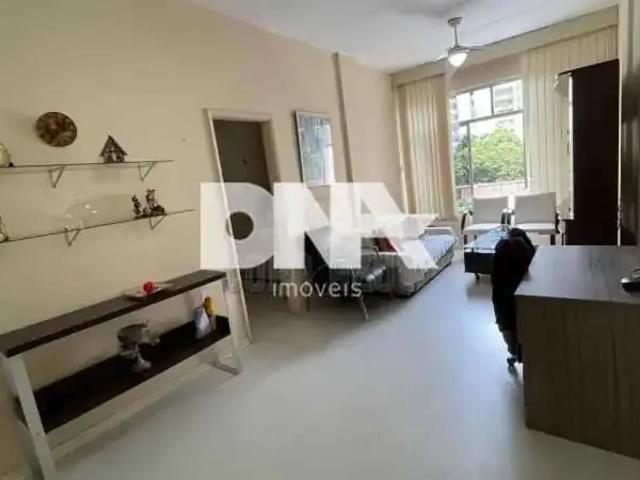 Apartamento para Venda em Rio de Janeiro/RJ Copacabana 2 Quartos