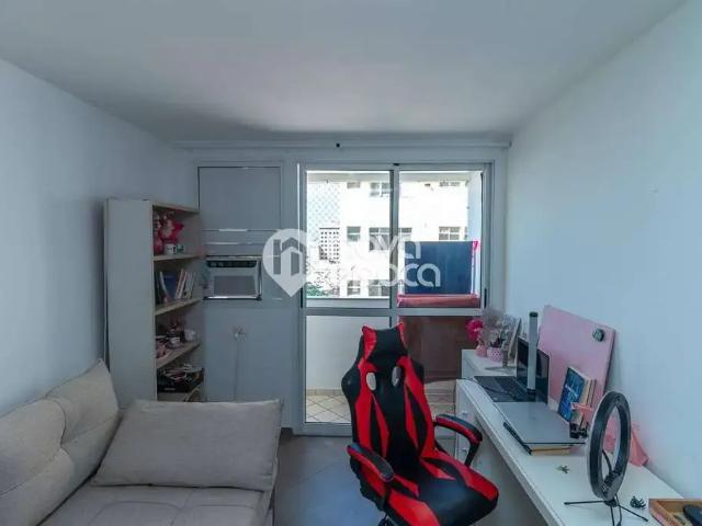 Apartamento para Venda em Rio de Janeiro/RJ Copacabana 2 Quartos