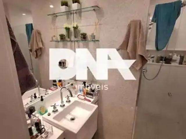 Apartamento para Venda em Rio de Janeiro/RJ Copacabana 2 Quartos