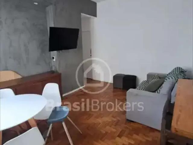 Apartamento para Venda em Rio de Janeiro/RJ Copacabana 2 Quartos